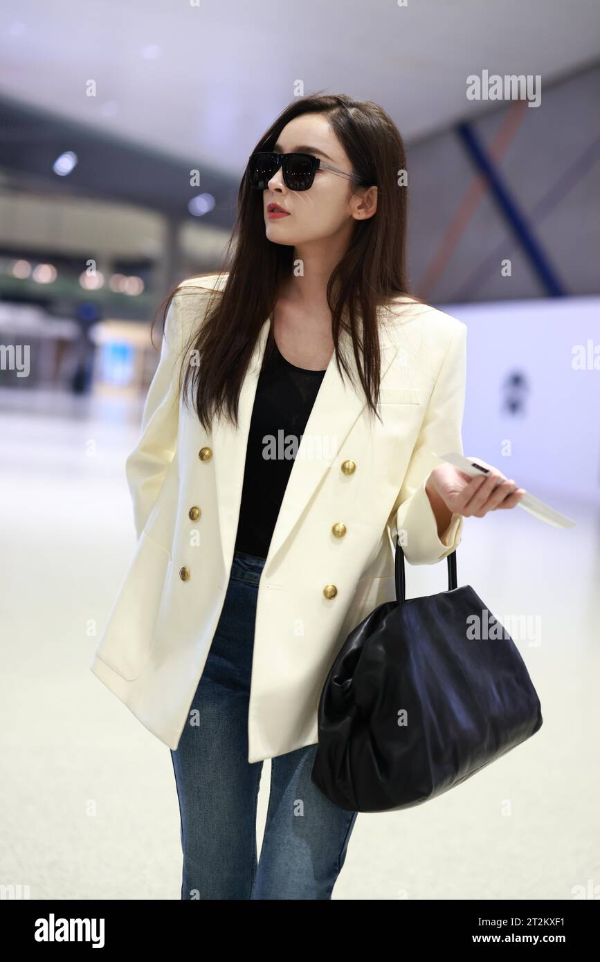 Chinese actress and model Gülnezer Bextiyar appears at the airport in ...