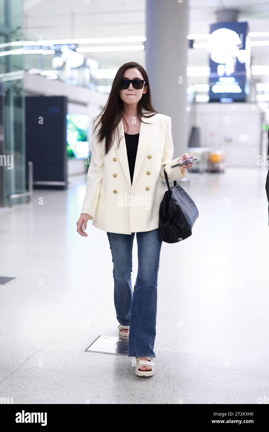 Chinese actress and model Gülnezer Bextiyar appears at the airport in ...