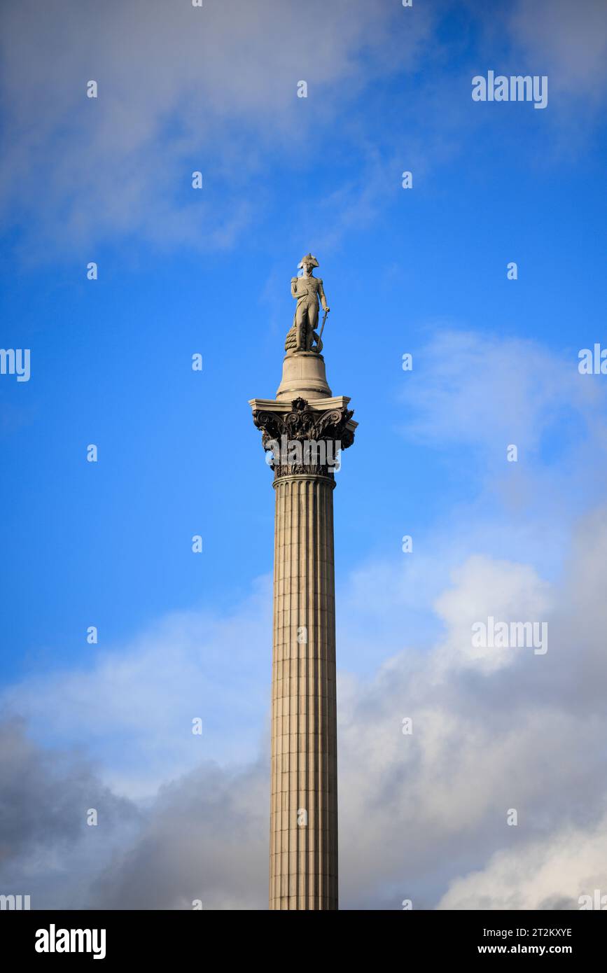 Nelson victory column national gallery hi-res stock photography and ...