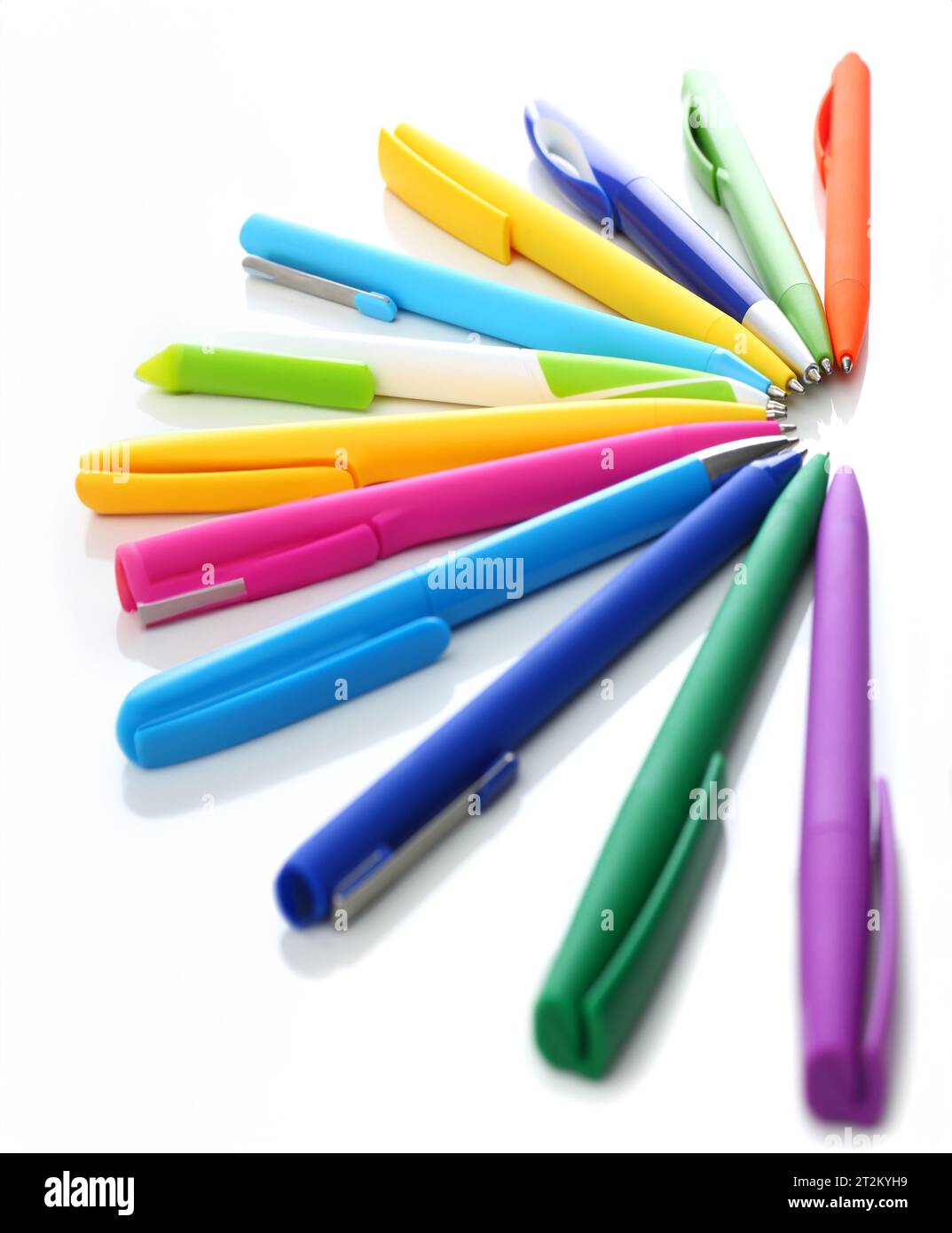 Pile of ball point pens hi-res stock photography and images - Alamy