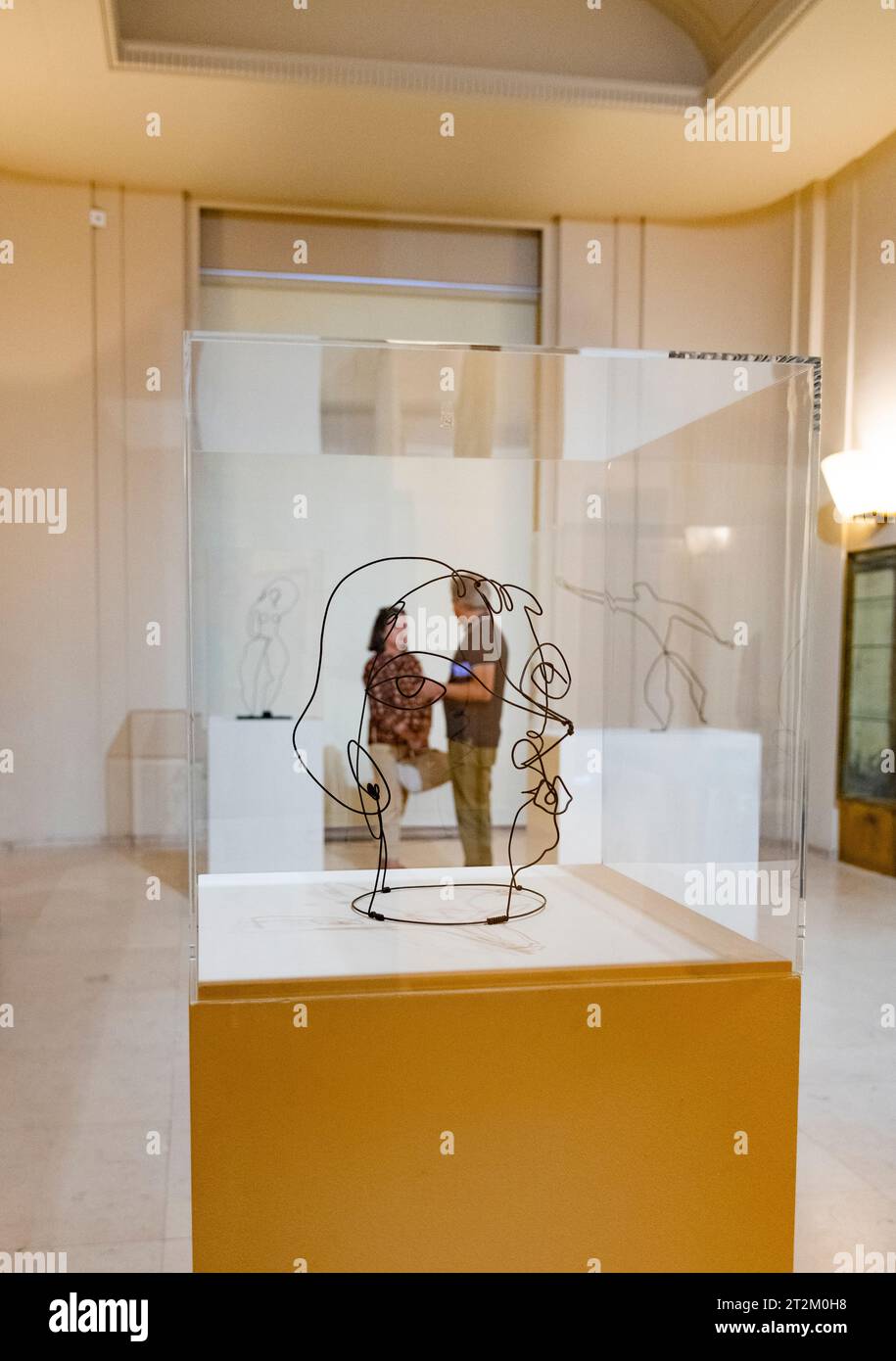 Alexander Calder, Joan Miro, Space in Motion, Museu, Casa and Parque de ...