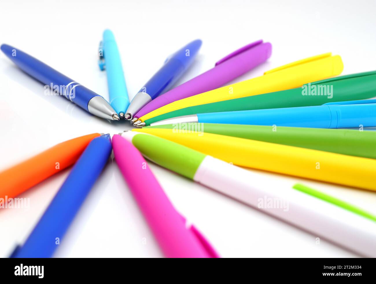 Pile of ball point pens hi-res stock photography and images - Alamy