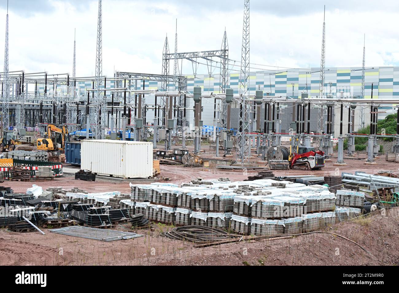 Philippsburg, Germany. 20th Oct, 2023. View of the construction site for a direct current ...
