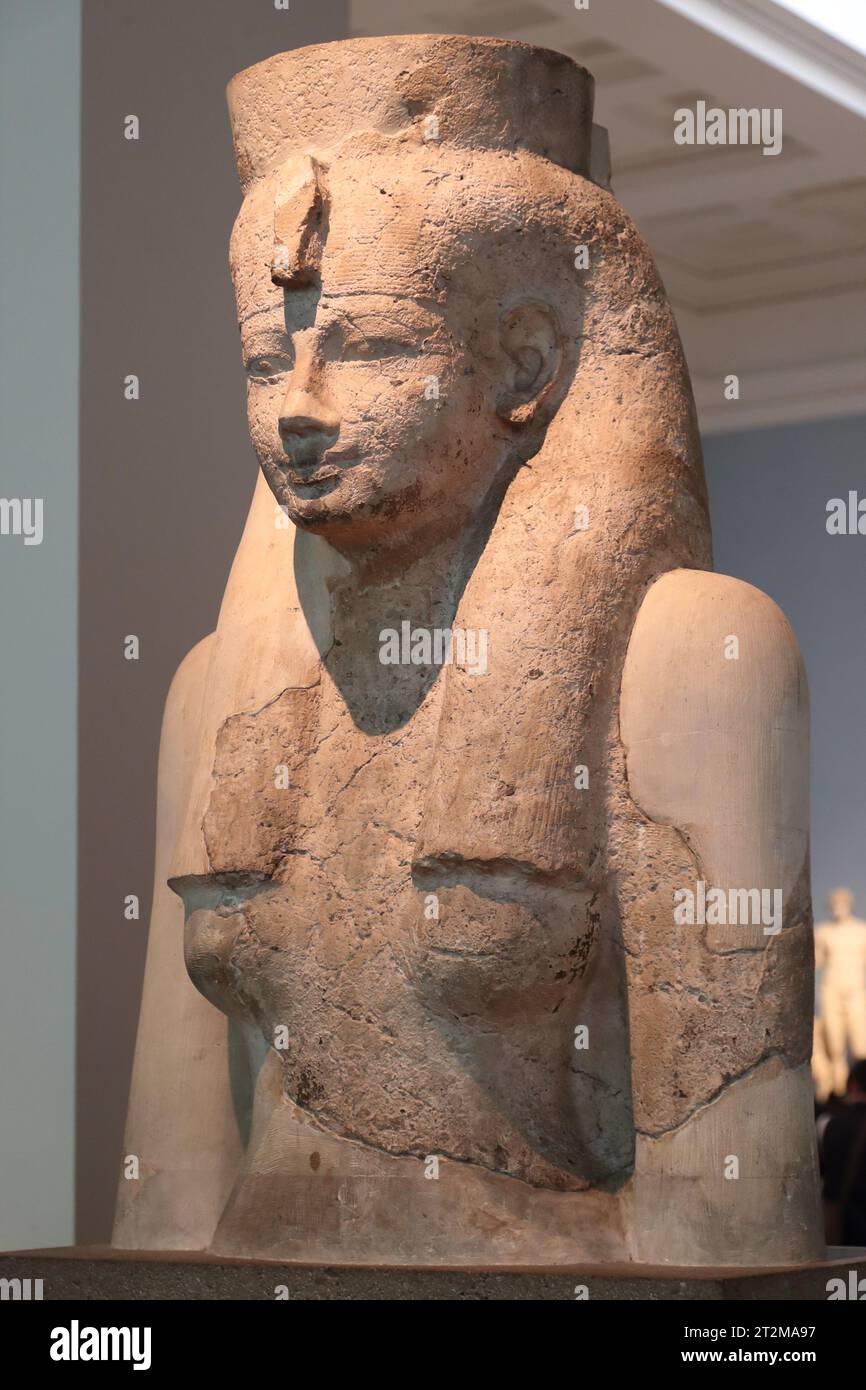 Egyptian goddess hathor hi-res stock photography and images - Alamy