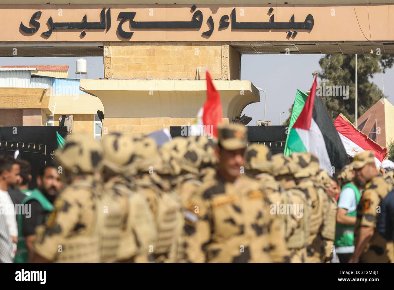 Egyptian soldiers in gaza hi-res stock photography and images - Alamy