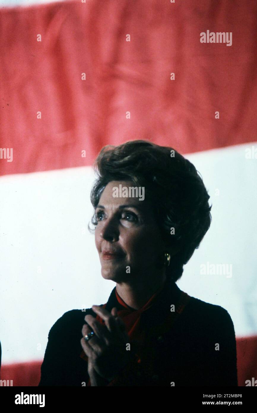 Reagan looking up hi-res stock photography and images - Alamy