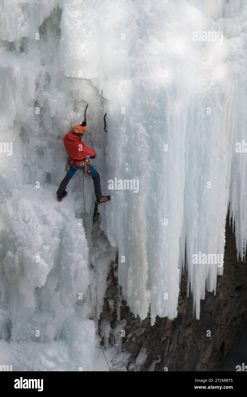 Ice cliff climber man hi-res stock photography and images - Alamy