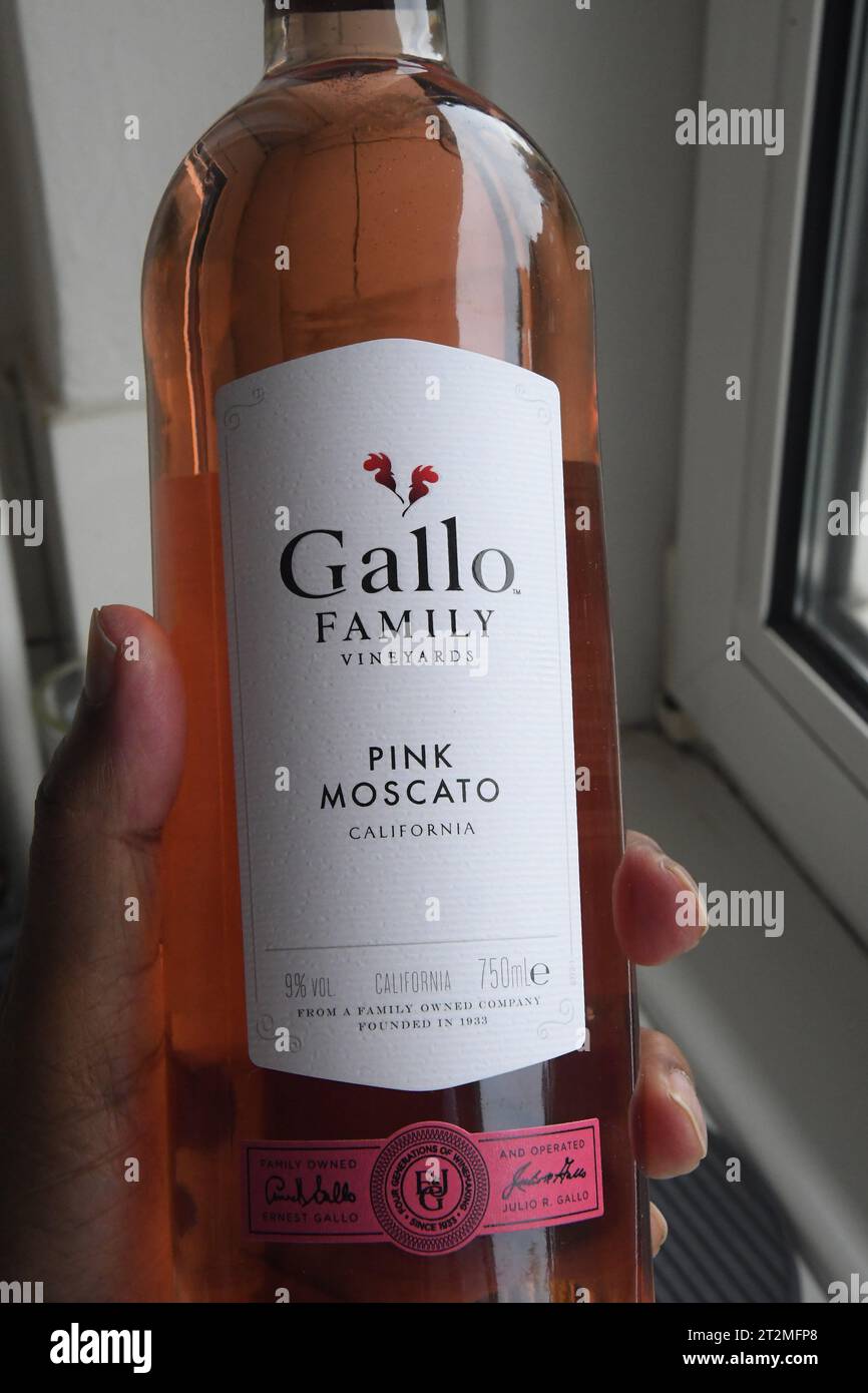 Gallo moscato hi-res stock photography and images - Alamy