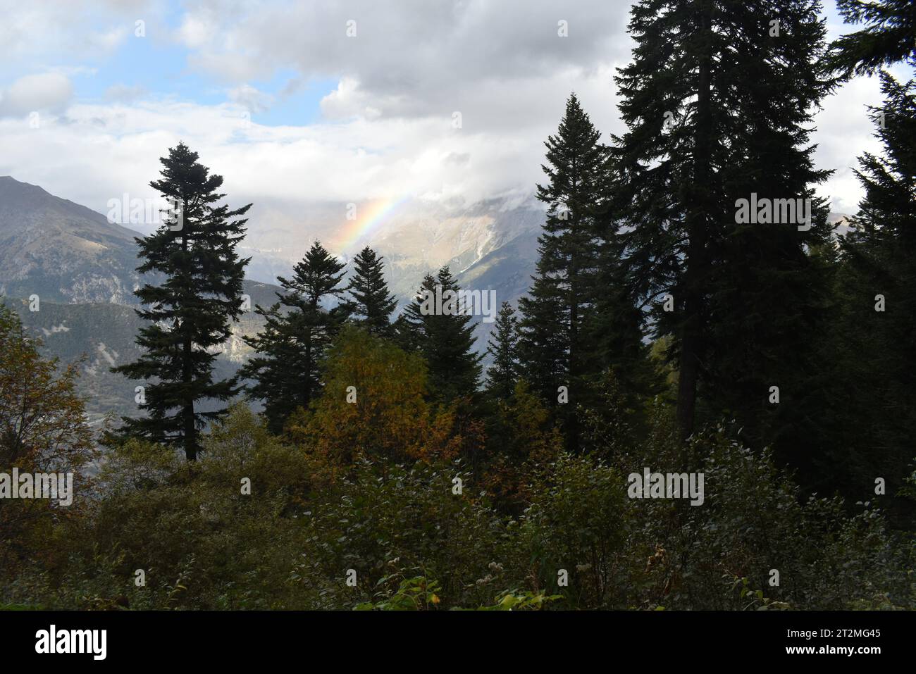 Cielo con arcobaleno hi-res stock photography and images - Alamy