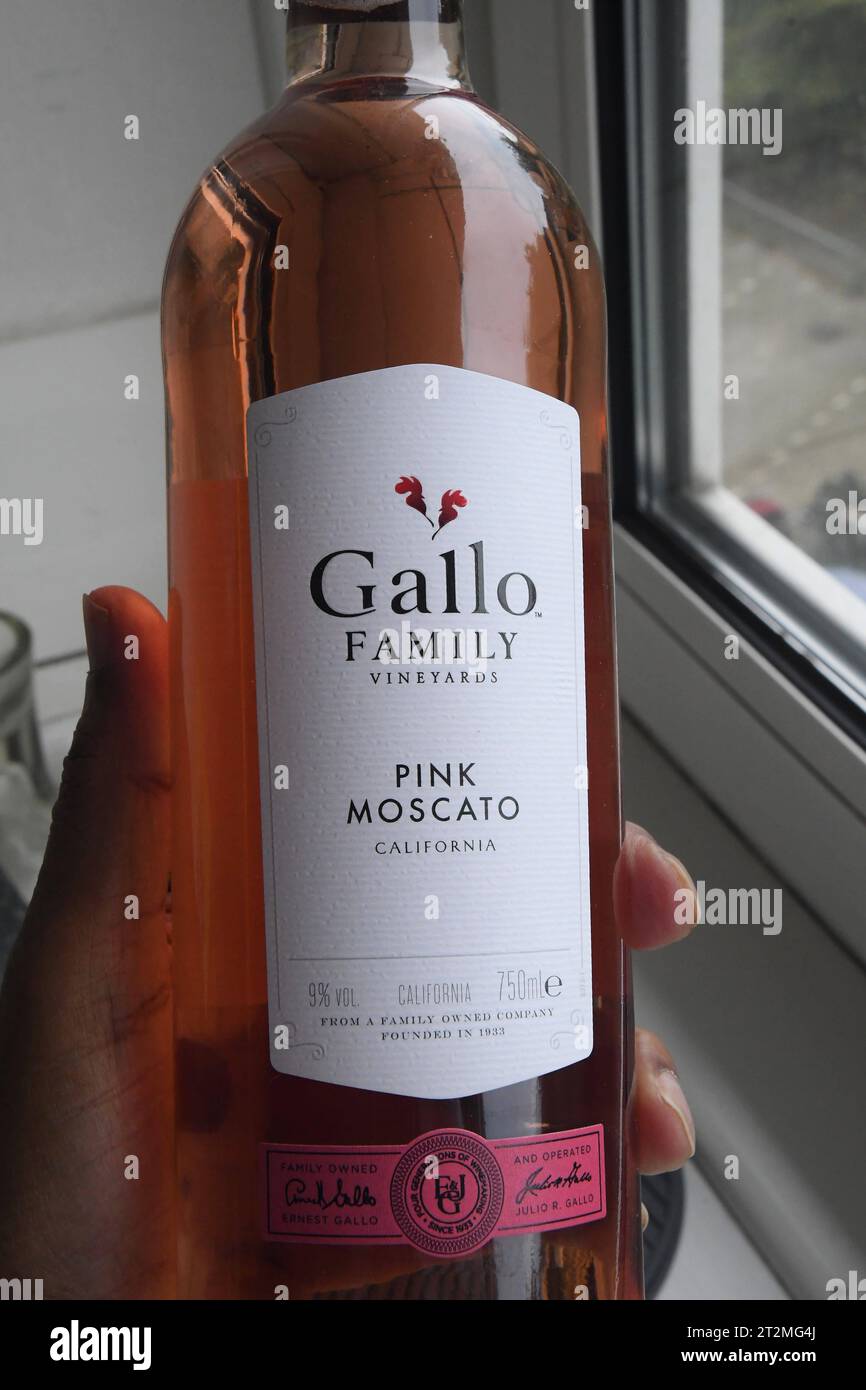 Gallo moscato hi-res stock photography and images - Alamy