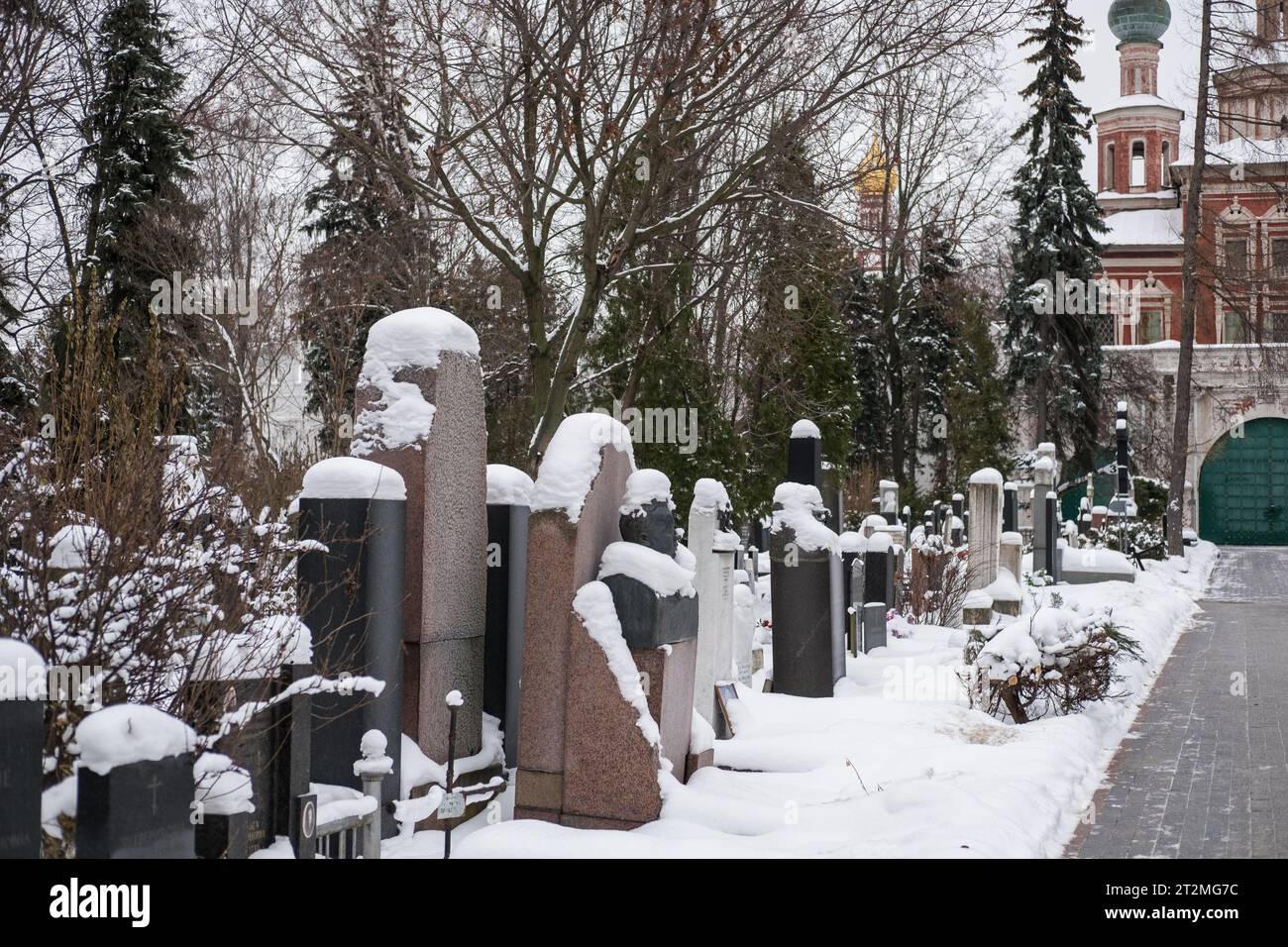 Novodevichy cemetery hi-res stock photography and images - Alamy