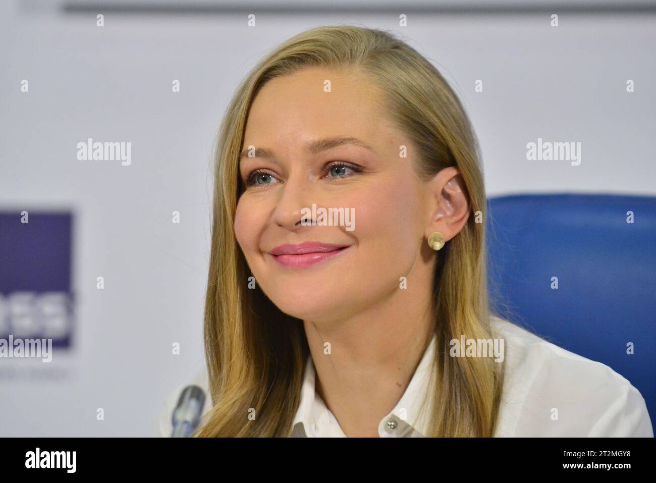 Press conference presentation of the children's contemporary art ...