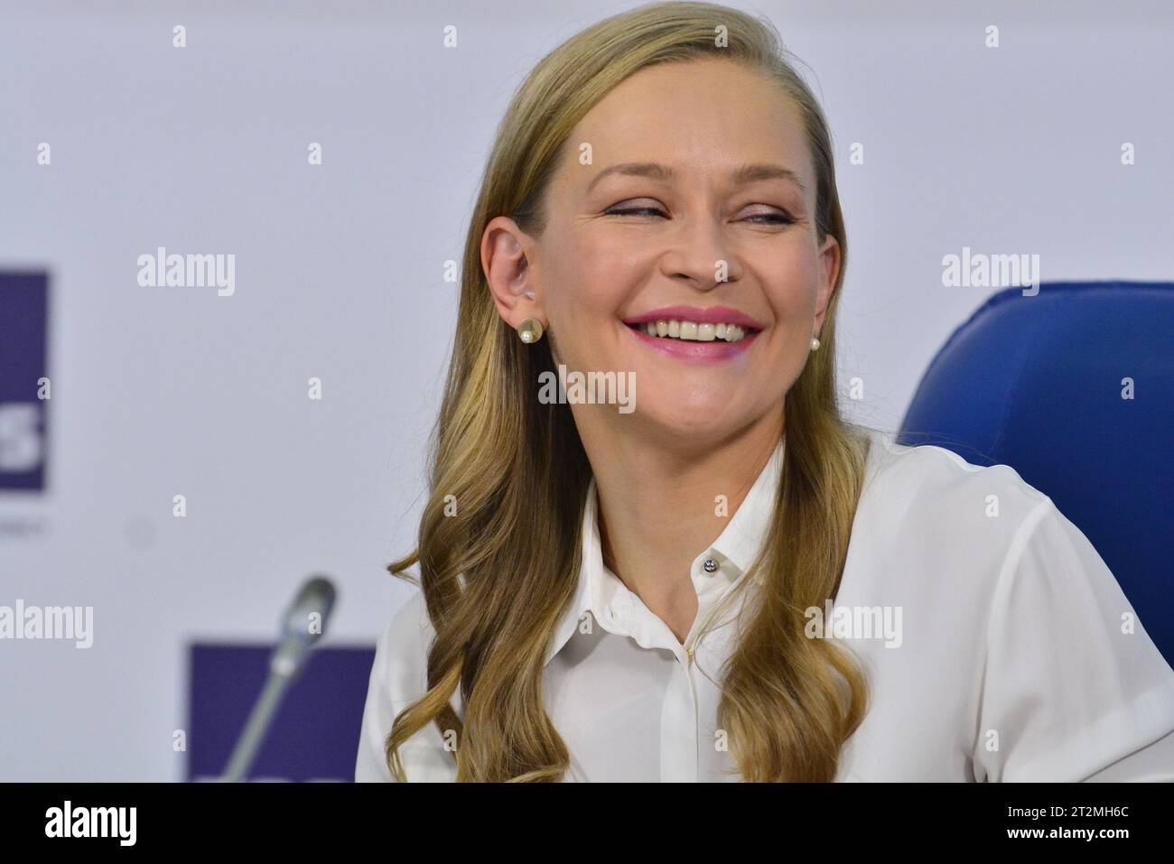 Press conference presentation of the children's contemporary art ...