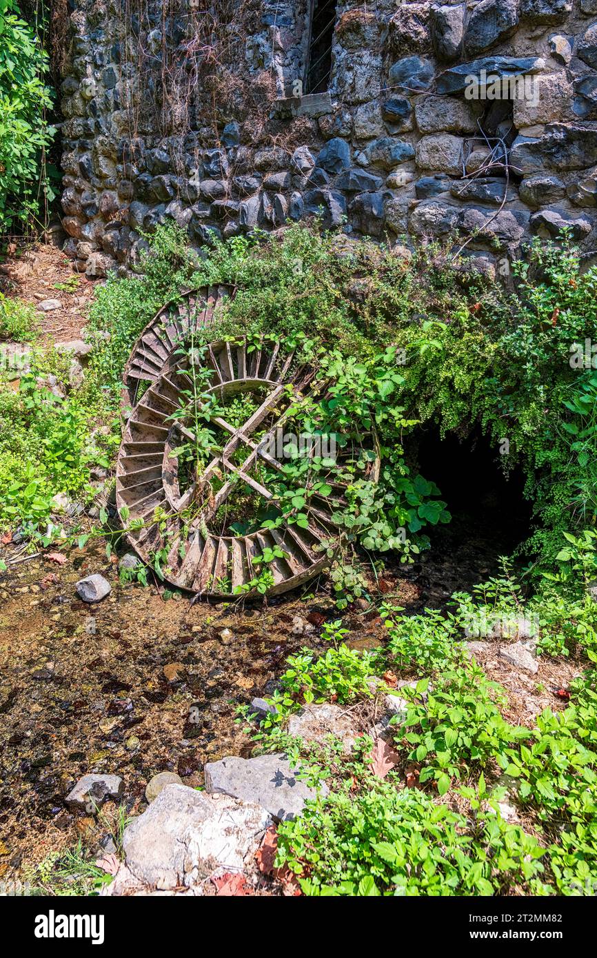 Waterwheels hi-res stock photography and images - Alamy