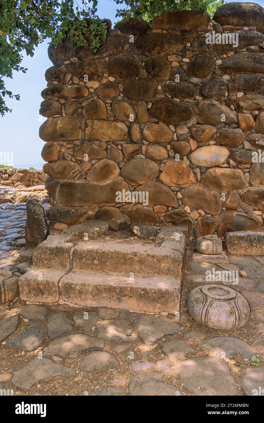 Throne platform at Tel Dan Israelite Gate, used by a king settling ...