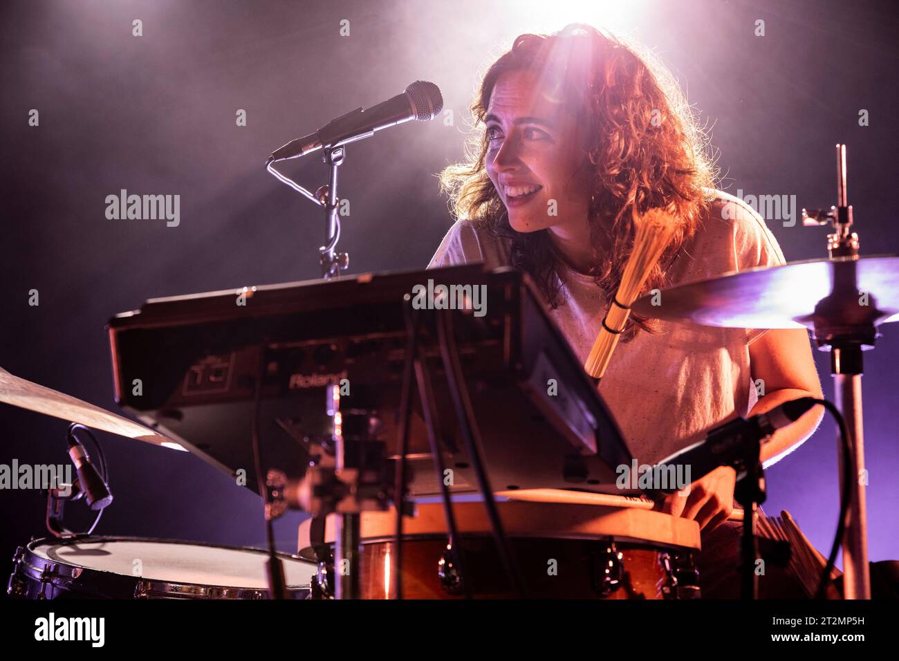 Barcelona, Spain. 2023.10.19. Anna Andreu and Marina Arrufat perform on ...