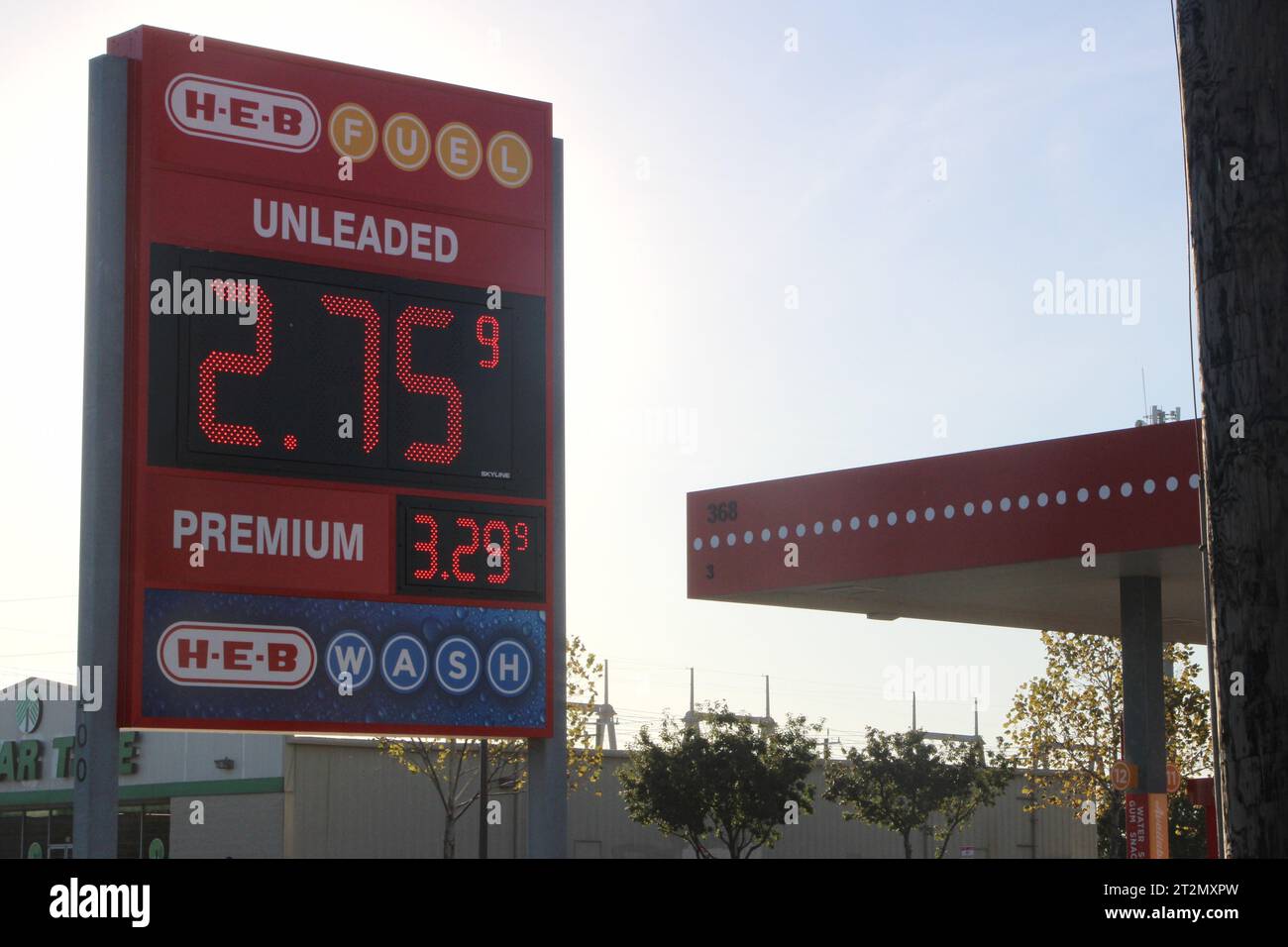 San Antonio, USA. 20th Oct, 2023. Fuel for a gallon of regular unleaded ...