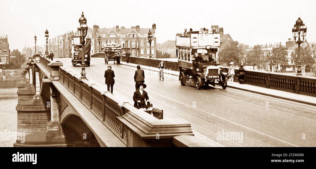 Battersea Bridge, London, early 1900s Stock Photo - Alamy