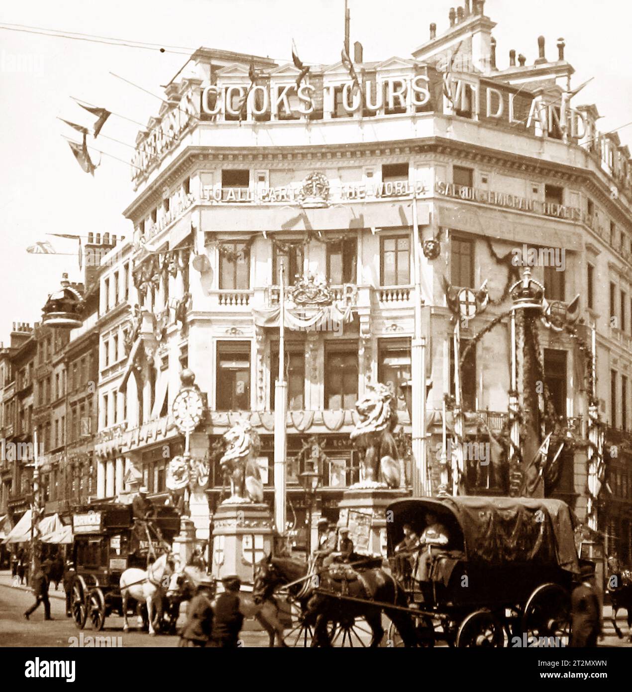 Cooks tours hi-res stock photography and images - Alamy