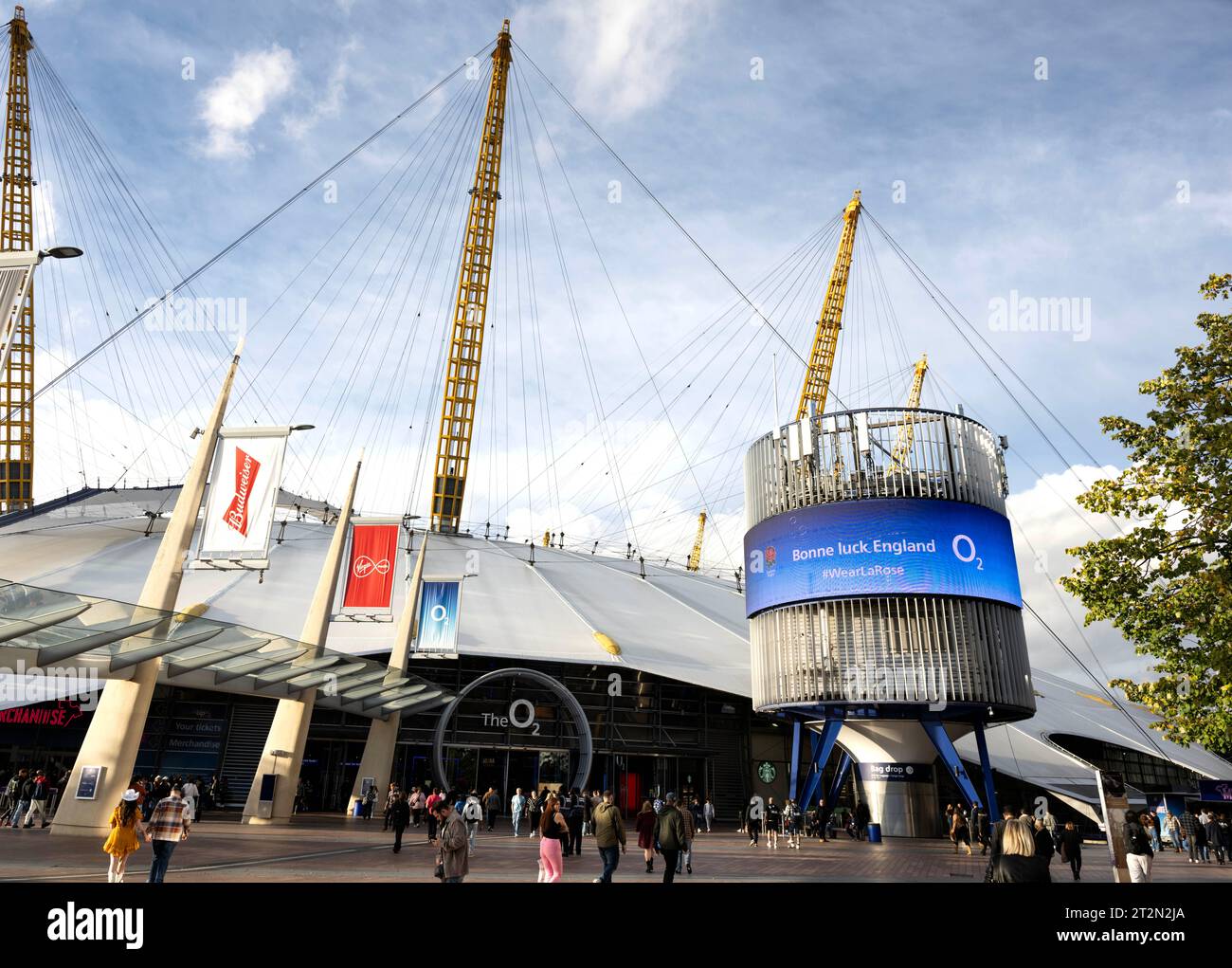 EDITORIAL USE ONLY A message of support for the England Rugby team ...