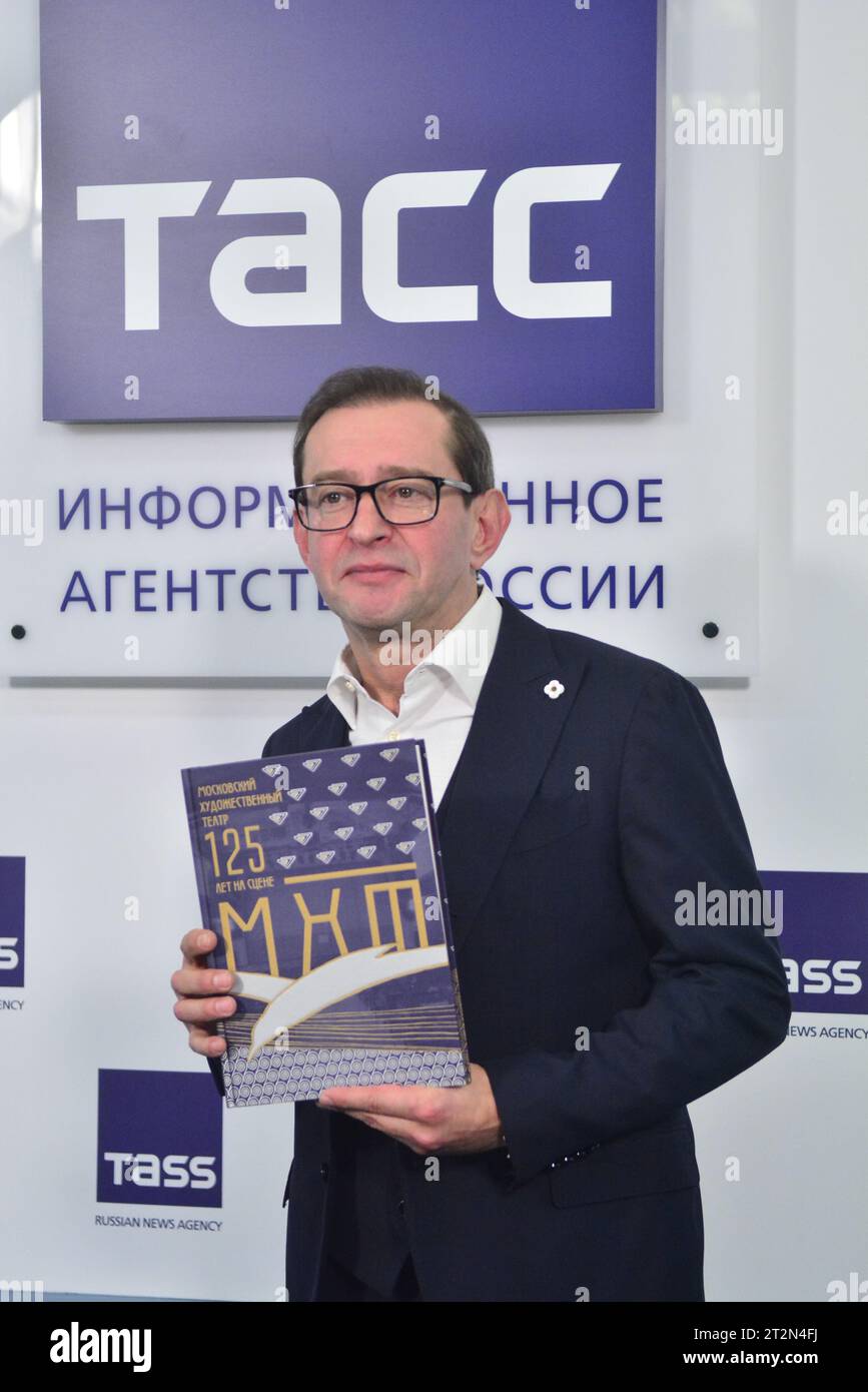 Press conference of the head of the Moscow Art Theater Konstantin ...