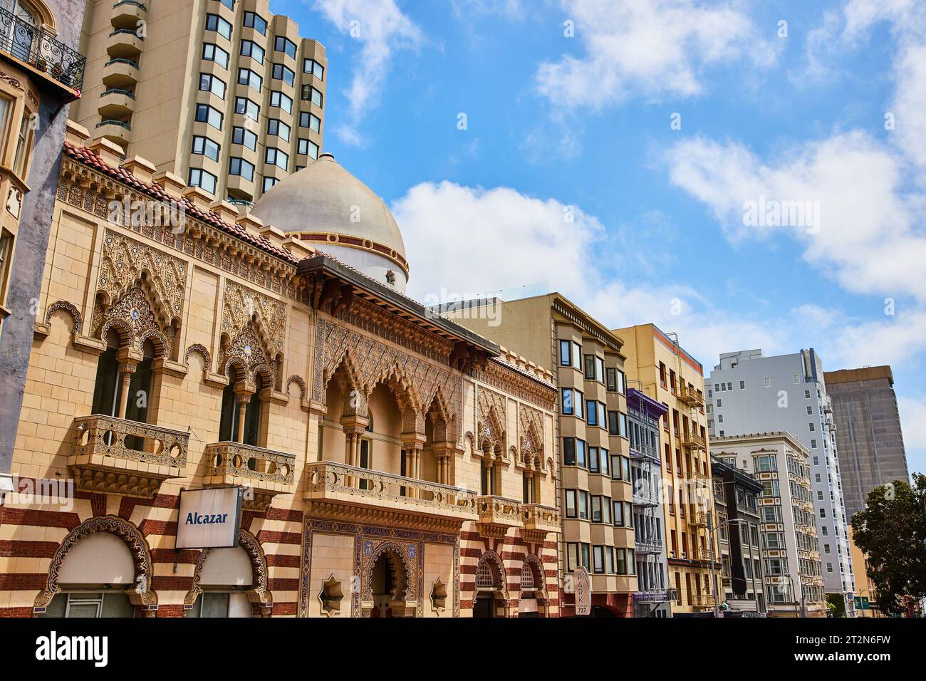 Tall structures hi-res stock photography and images - Alamy