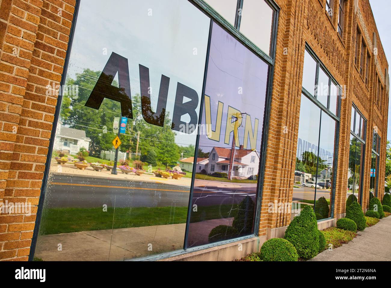 Auburn automobile museum hi-res stock photography and images - Alamy