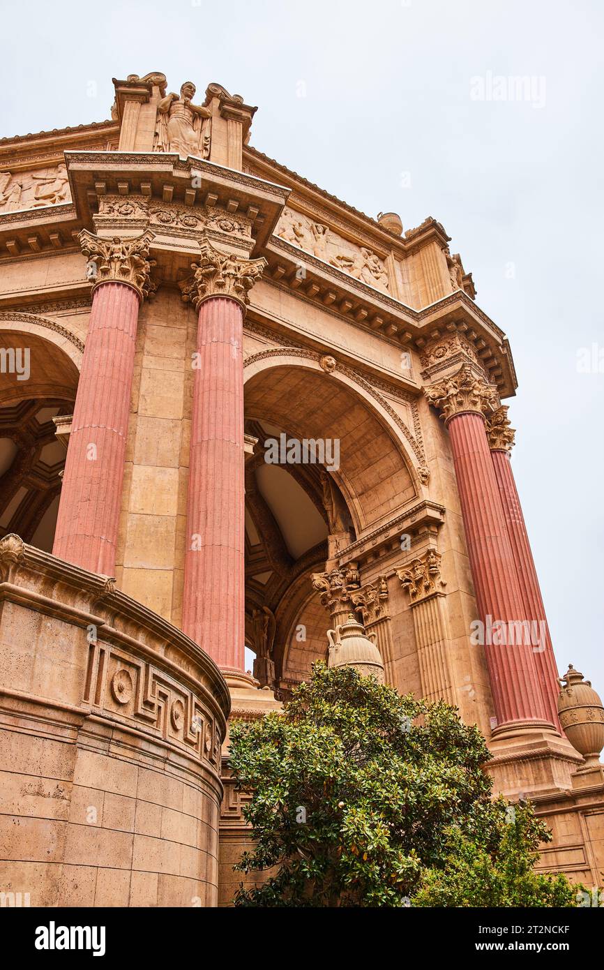 Open rotunda with ancient Roman architecture at Palace of Fine Arts ...