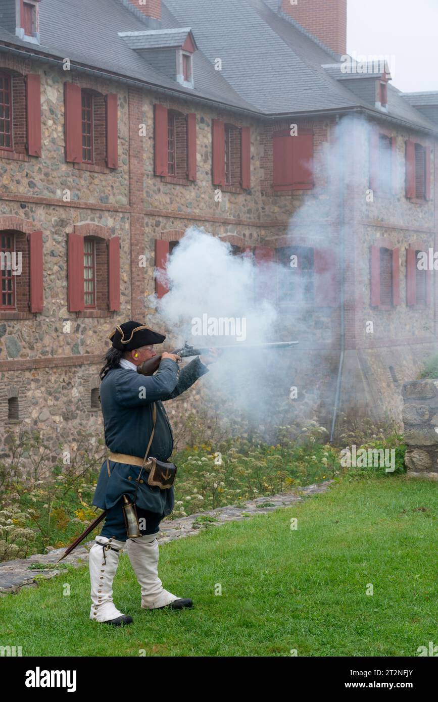 Musket firing hi-res stock photography and images - Alamy