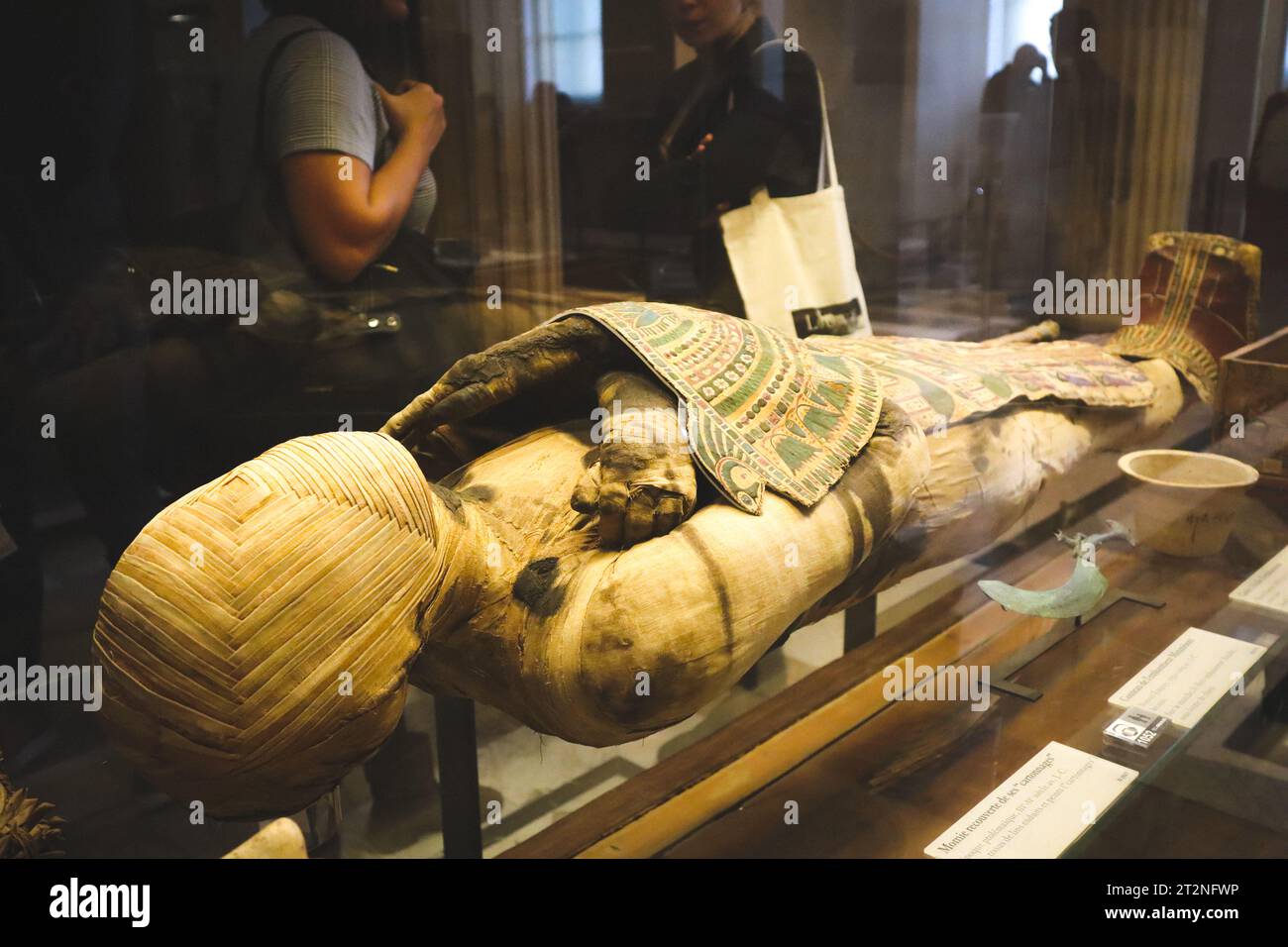 Egyptian mummy at Louvre Museum, Paris, France. Louvre Egyptian gallery ...