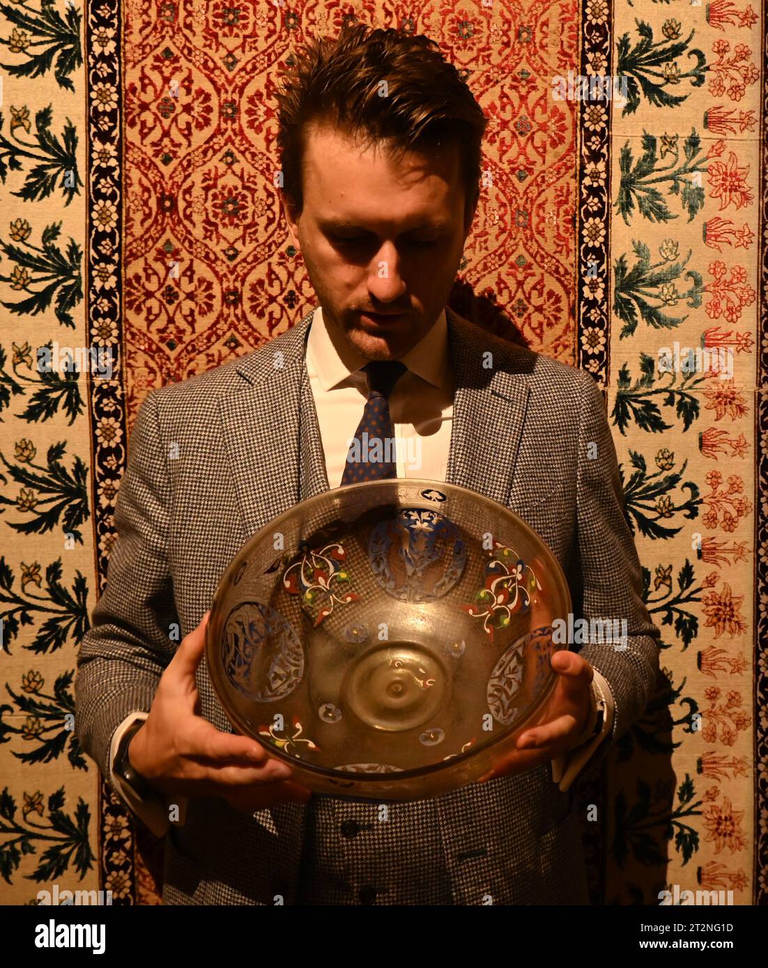 The rarest Astrolabe to appear at auction, circa 900 AD (estimate: £ ...