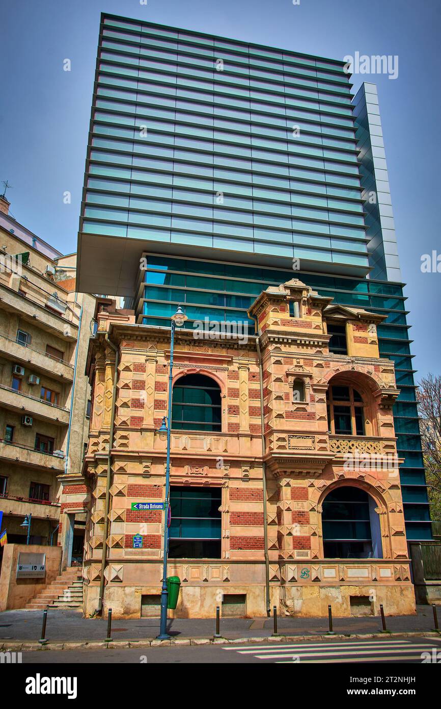 Bucharest university palace hi-res stock photography and images - Alamy