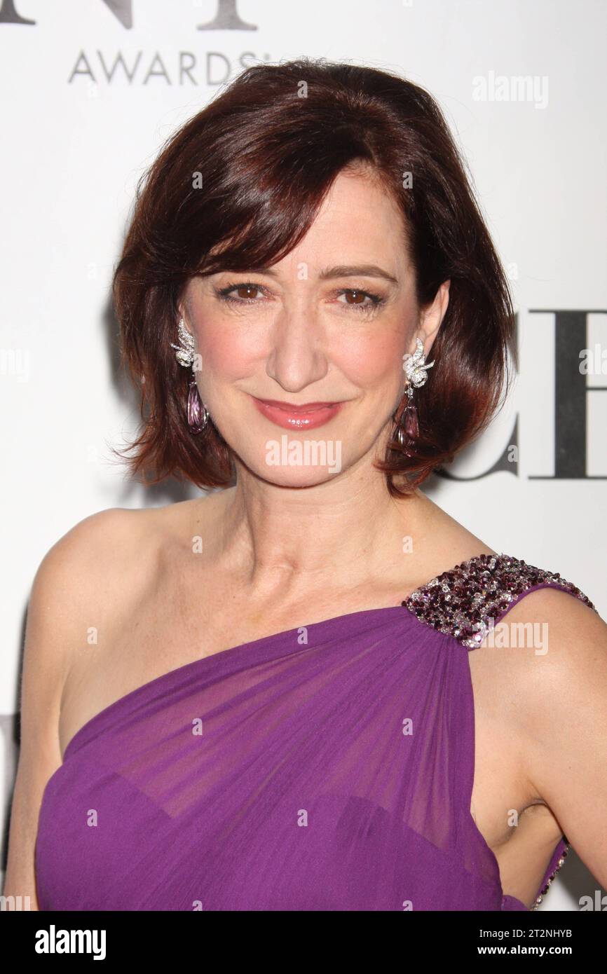 **FILE PHOTO** Haydn Gwynne Has Passed Away. Haydn Gwynne attends the ...