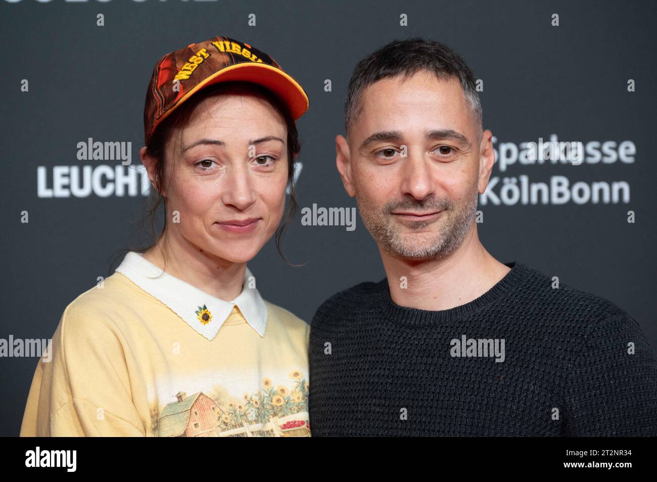 von links: Aenne SCHWARZ, Schauspielerin, Dennis MOSCHITTO, Regisseur ...