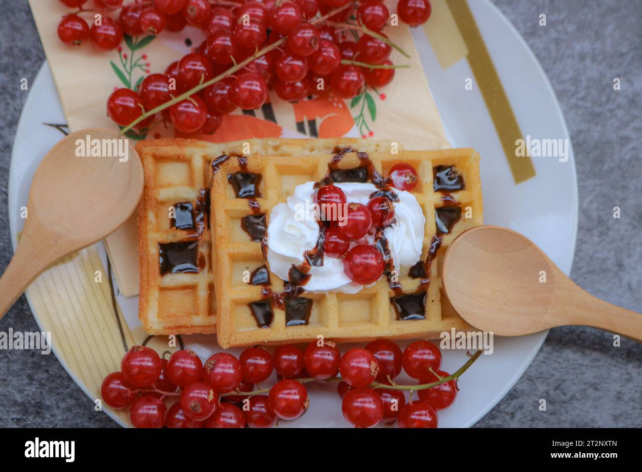 Waffle tray hi-res stock photography and images - Alamy
