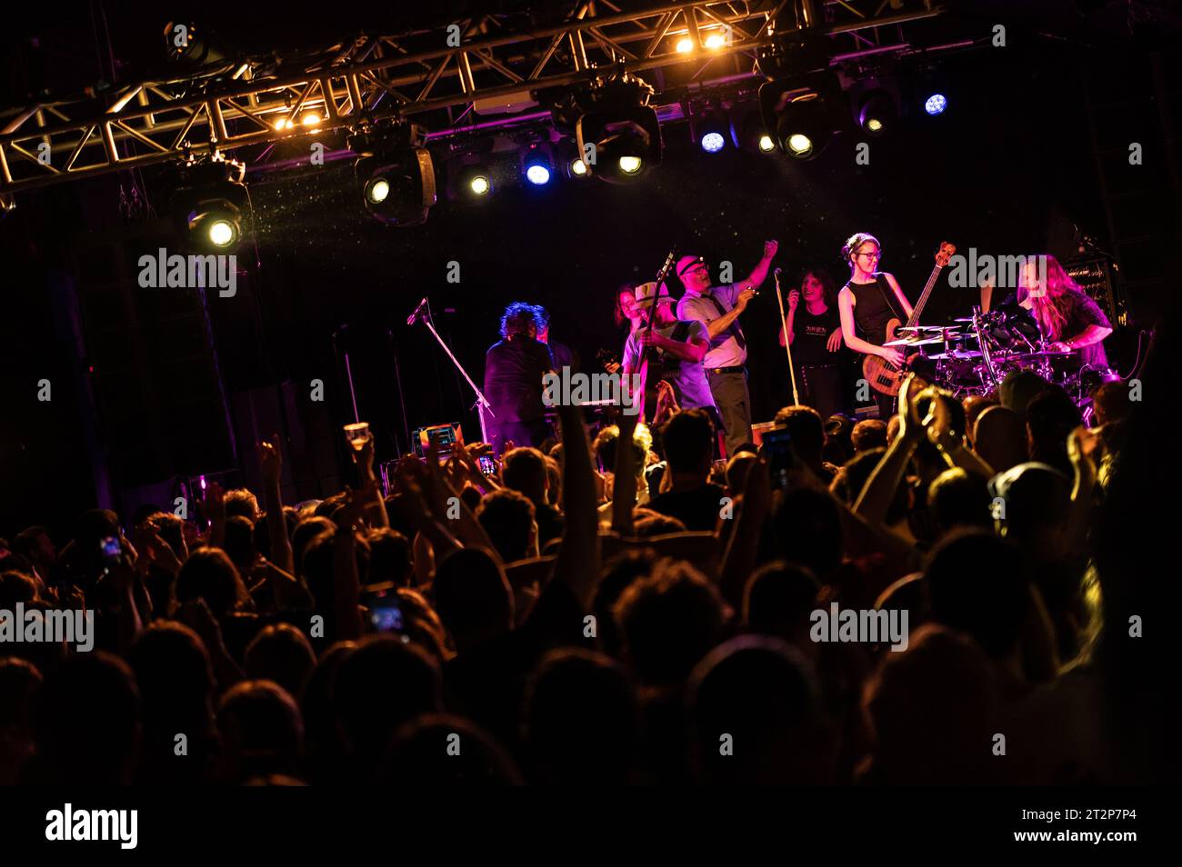 Wheatus garage london hi-res stock photography and images - Alamy