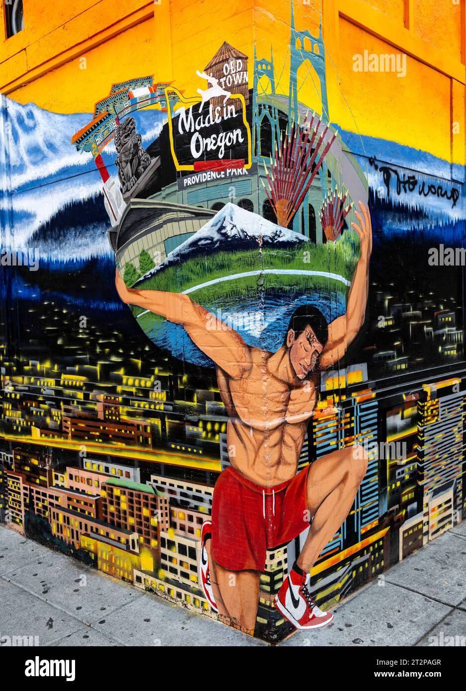 Murals in Portland Stock Photo - Alamy