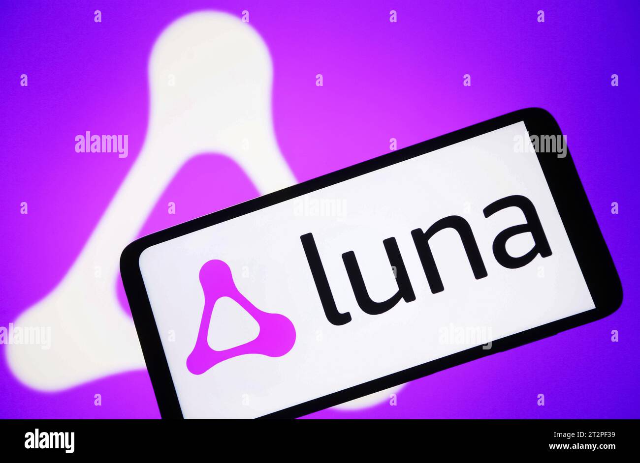 Amazon luna logo hi-res stock photography and images - Alamy