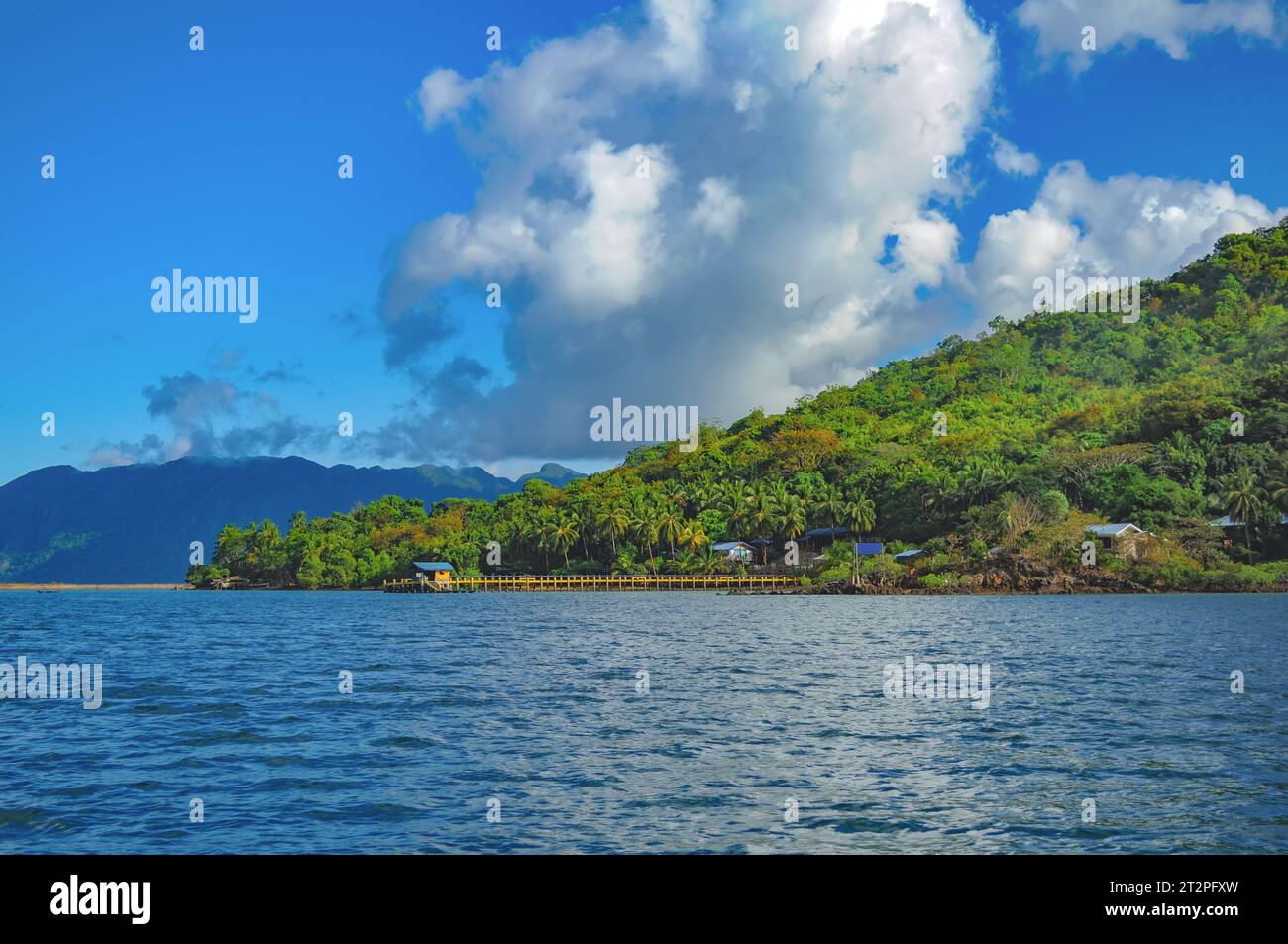 A wooden pier on an island in Coron Bay, Palawan, Philippines Stock ...