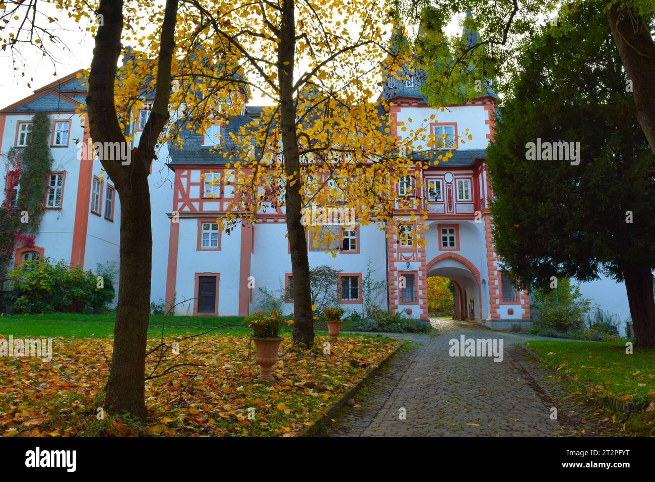 Schloss hungen hi-res stock photography and images - Alamy
