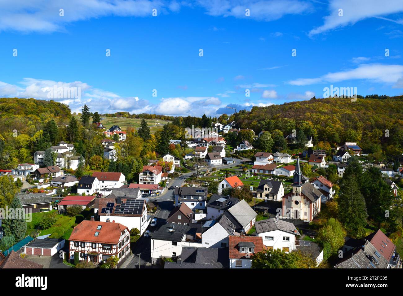 Buildings with nature hi-res stock photography and images - Alamy