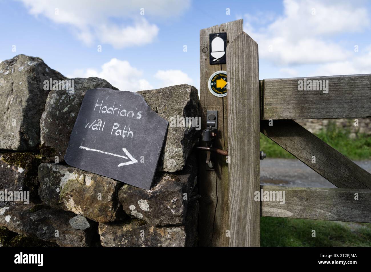 Hadrians wall path sign hi-res stock photography and images - Alamy