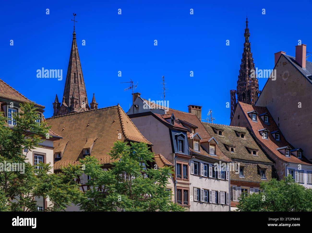 Eglise du temple neuf de strasbourg hi-res stock photography and images ...