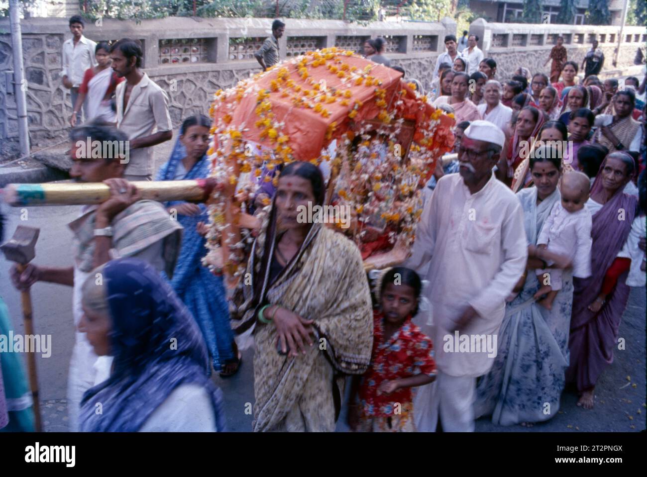 Devotees Carrying Palkhi, Religious Procession, Maharashtra, India ...