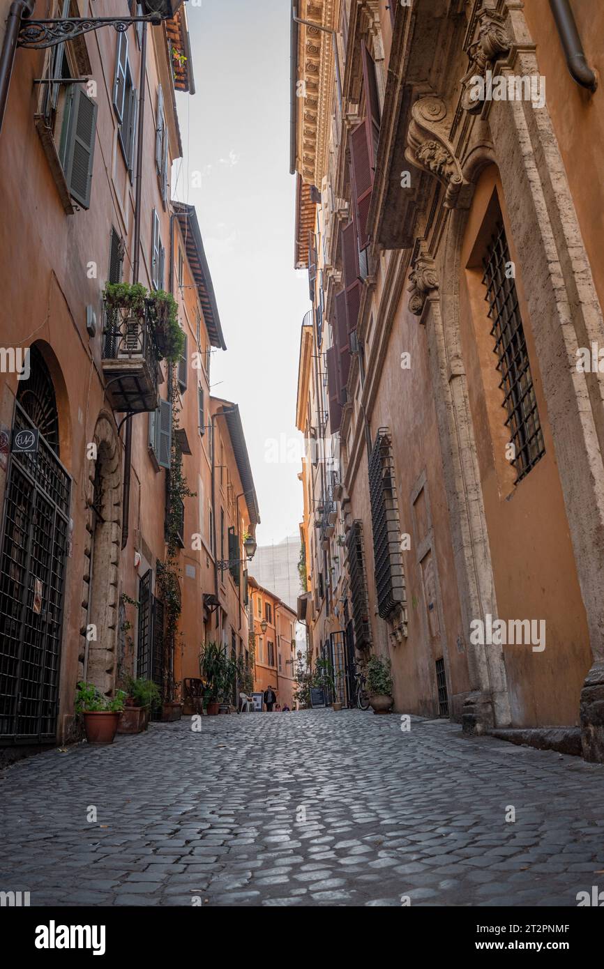 Ancient rome street hi-res stock photography and images - Alamy