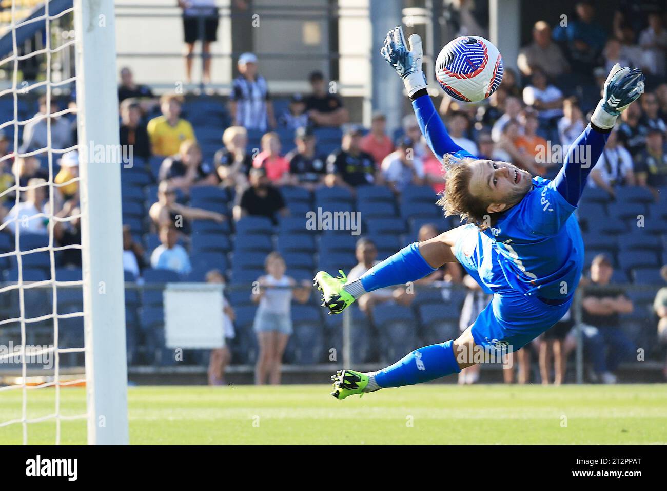 Sydney, Australia. 21st Oct, 2023. Macklin Freke of the Roar saves a ...