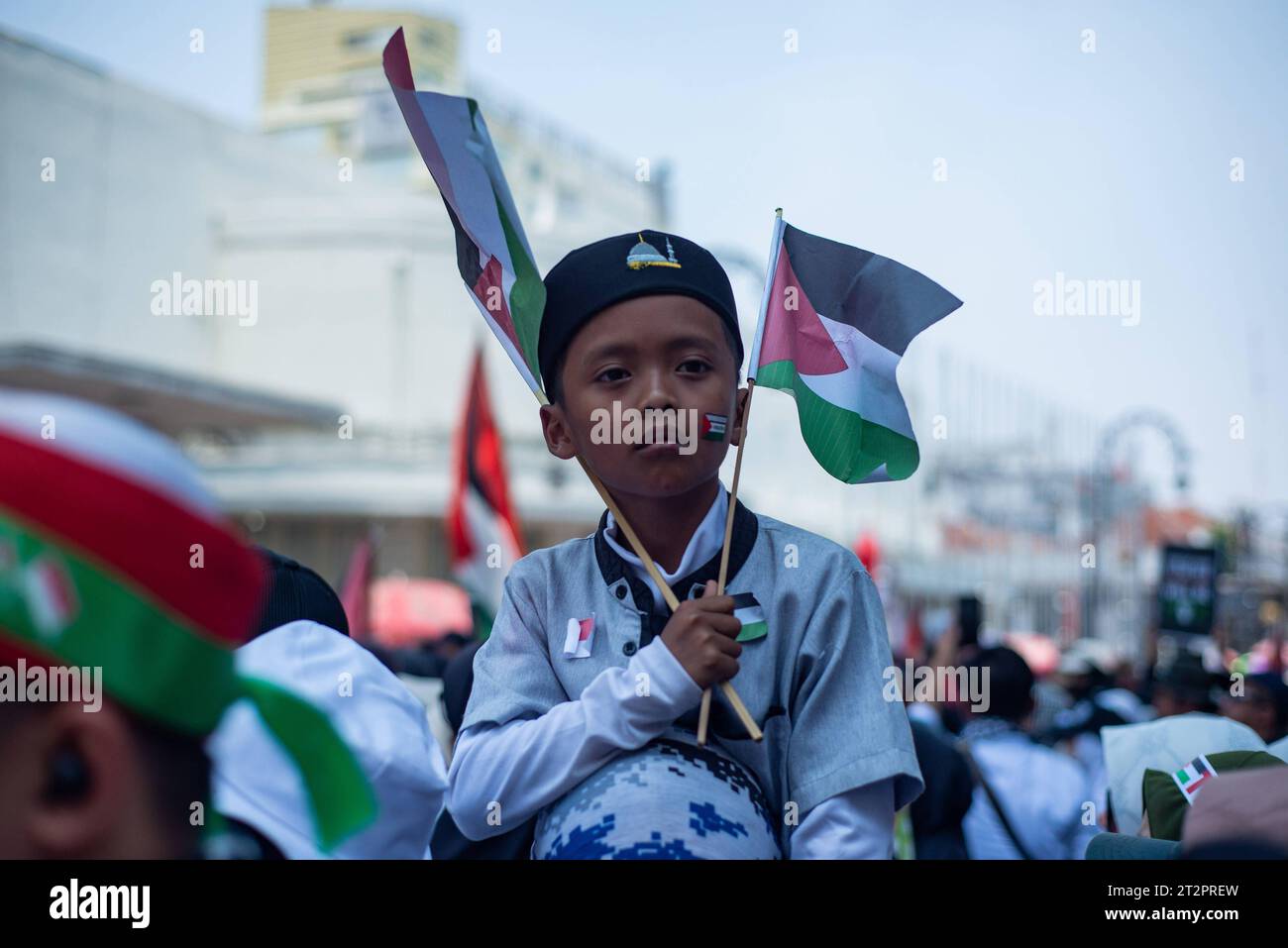 ACTION FOR PALESTINE IN BANDUNG Thousands of Muslims who are members of ...