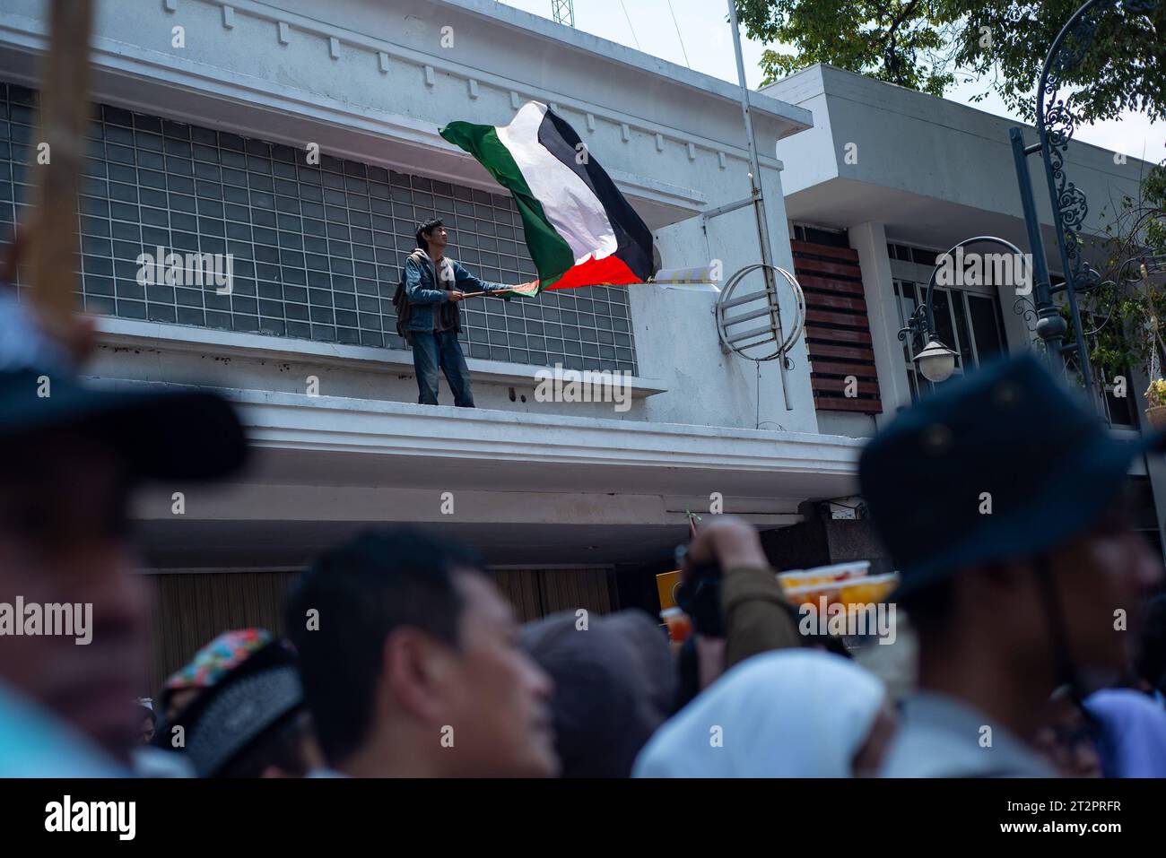 ACTION FOR PALESTINE IN BANDUNG Thousands of Muslims who are members of ...