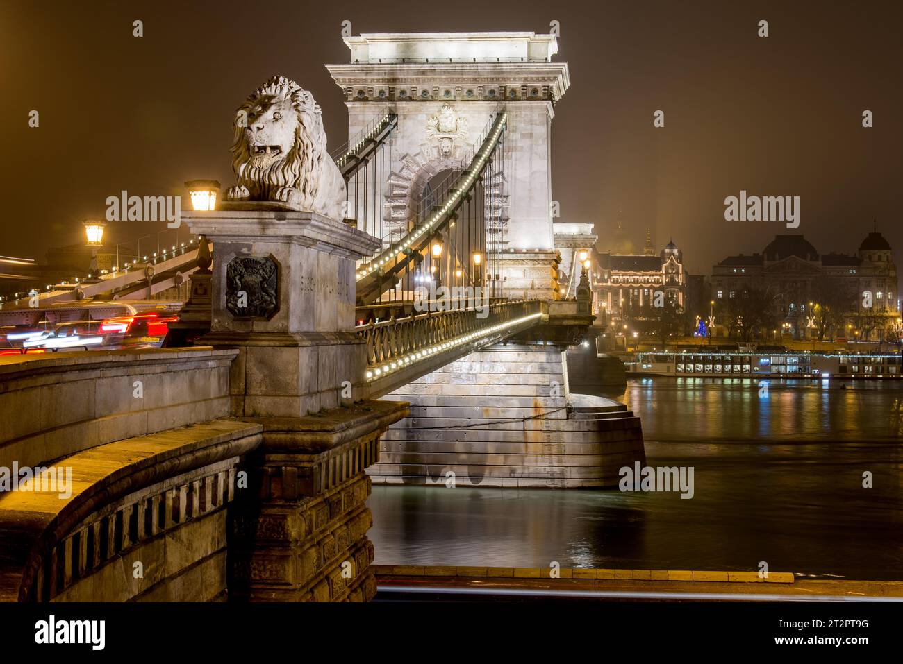 One of the most beautiful bridges of Budapest: Széchenyi Lánchíd Stock ...
