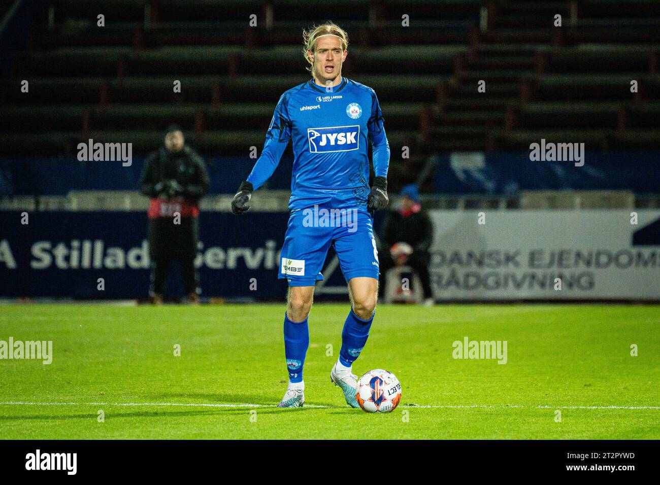 Hvidovre, Denmark. 20th Oct, 2023. Stefan Thordarson (8) of Silkeborg ...